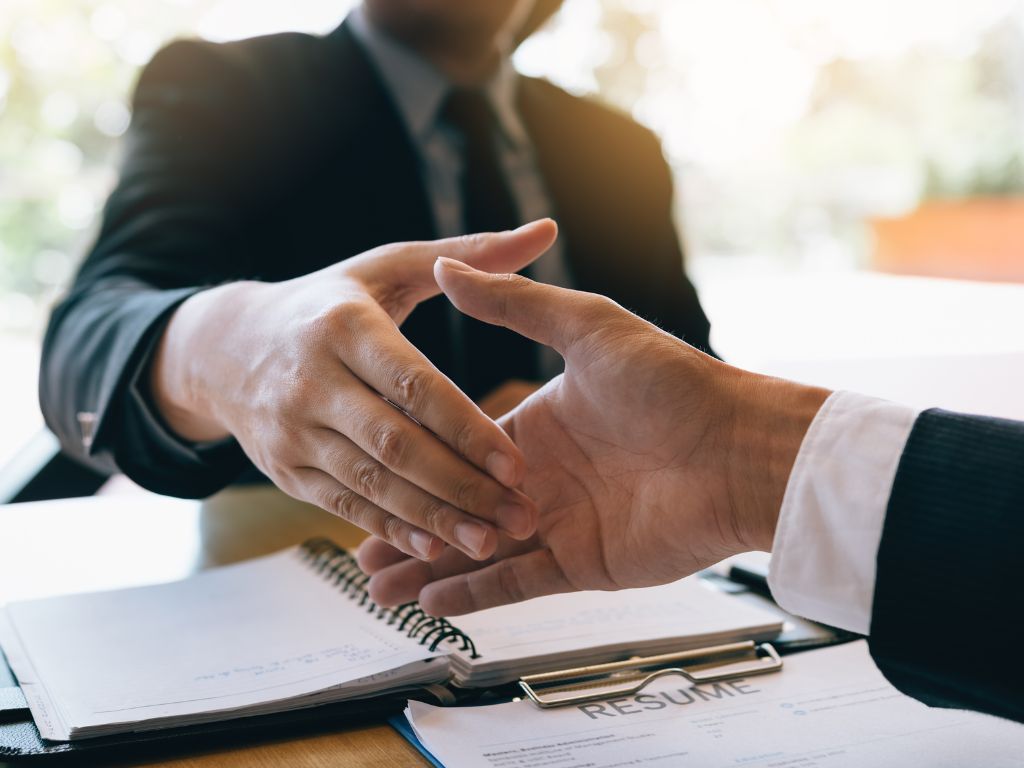 How to make a job offer that will be accepted